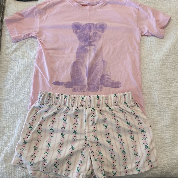 Cat & Jack | Pajamas | Cat Jack Nwt Pajama Set Lion And Roses | Poshmark